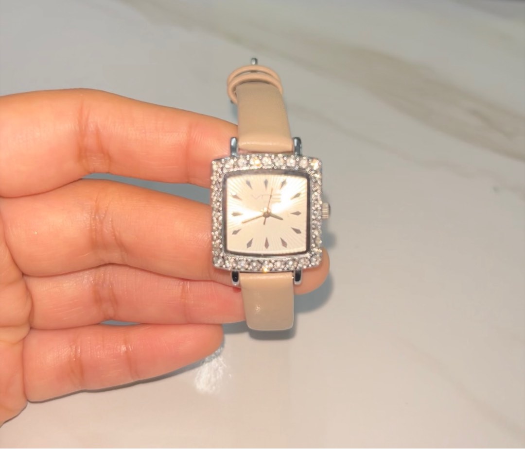 VNC Women Watch, Small & Minimalist Women Watch, Women's Fashion ...