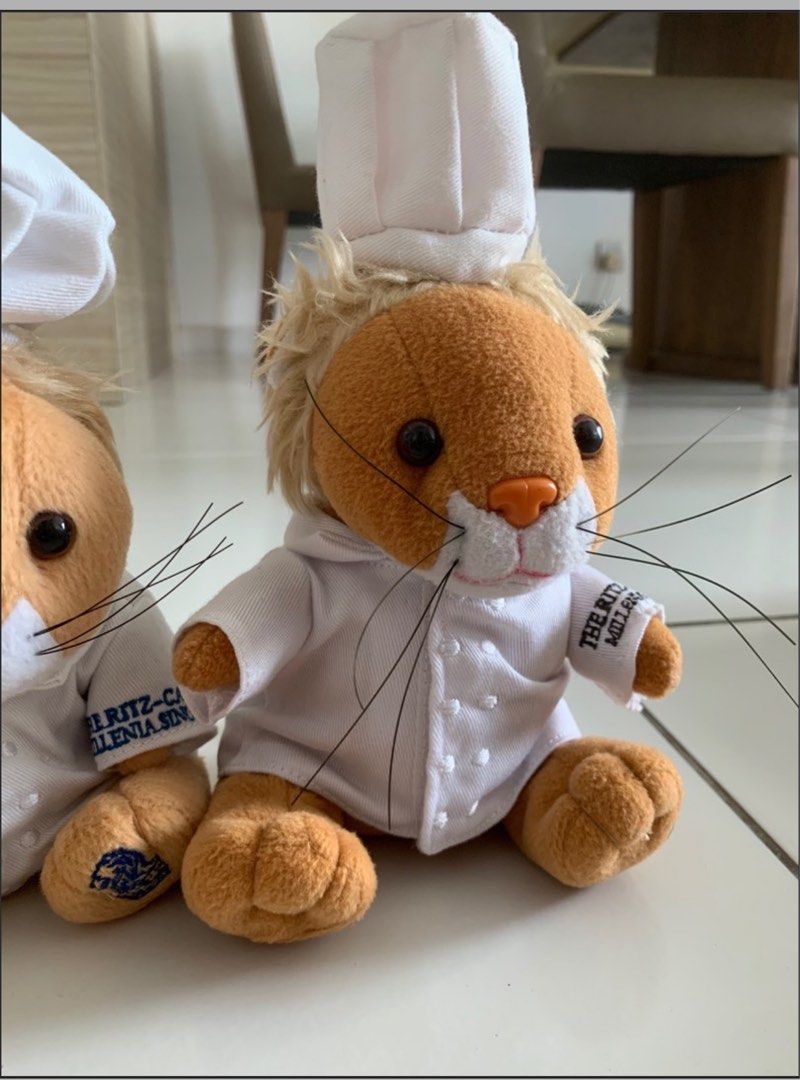 4 Pieces of Vintage Ritz Carlton Hotel Chef Bear Collections, Hobbies ...