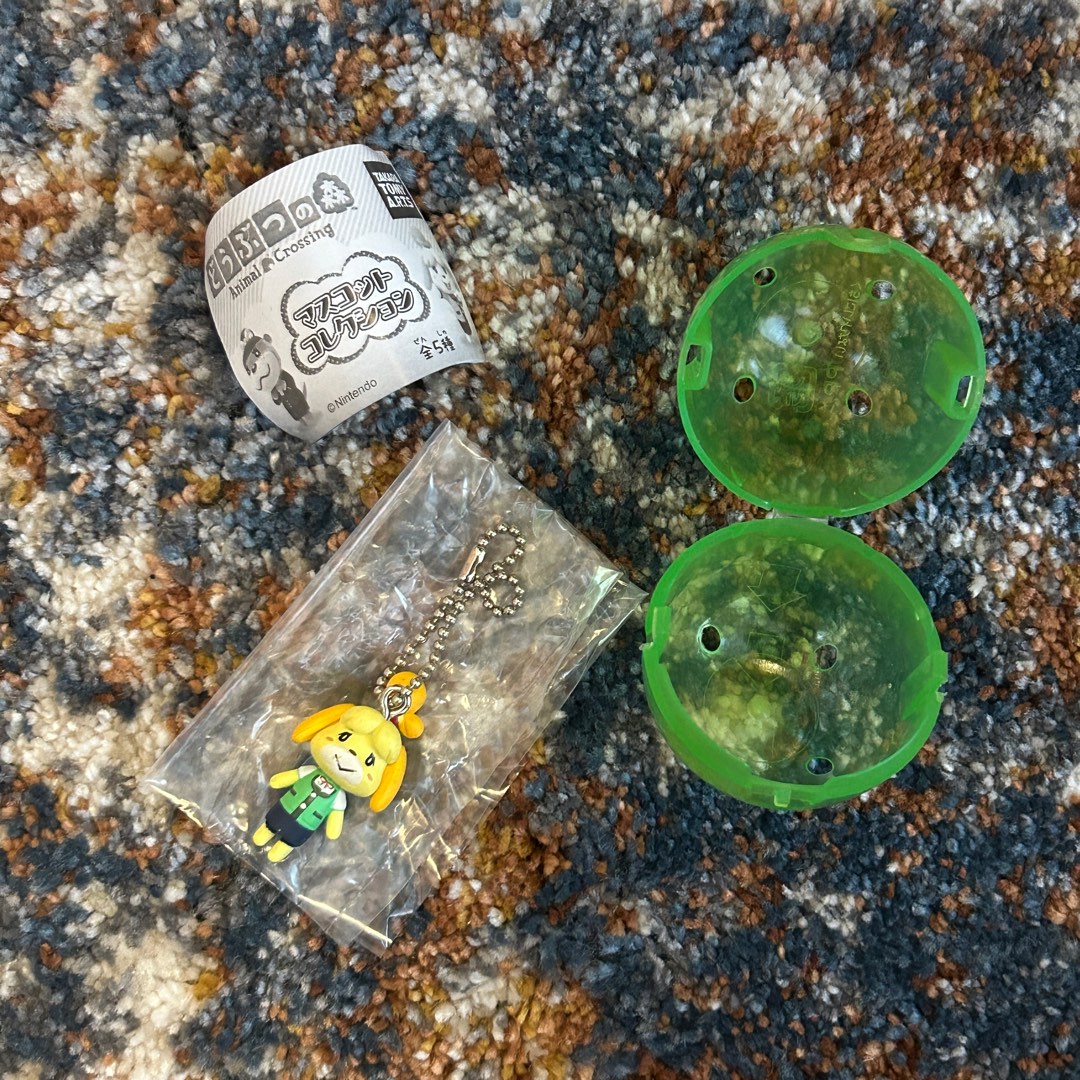 Animal Crossing Keychain - Isabelle, Hobbies & Toys, Toys & Games on ...