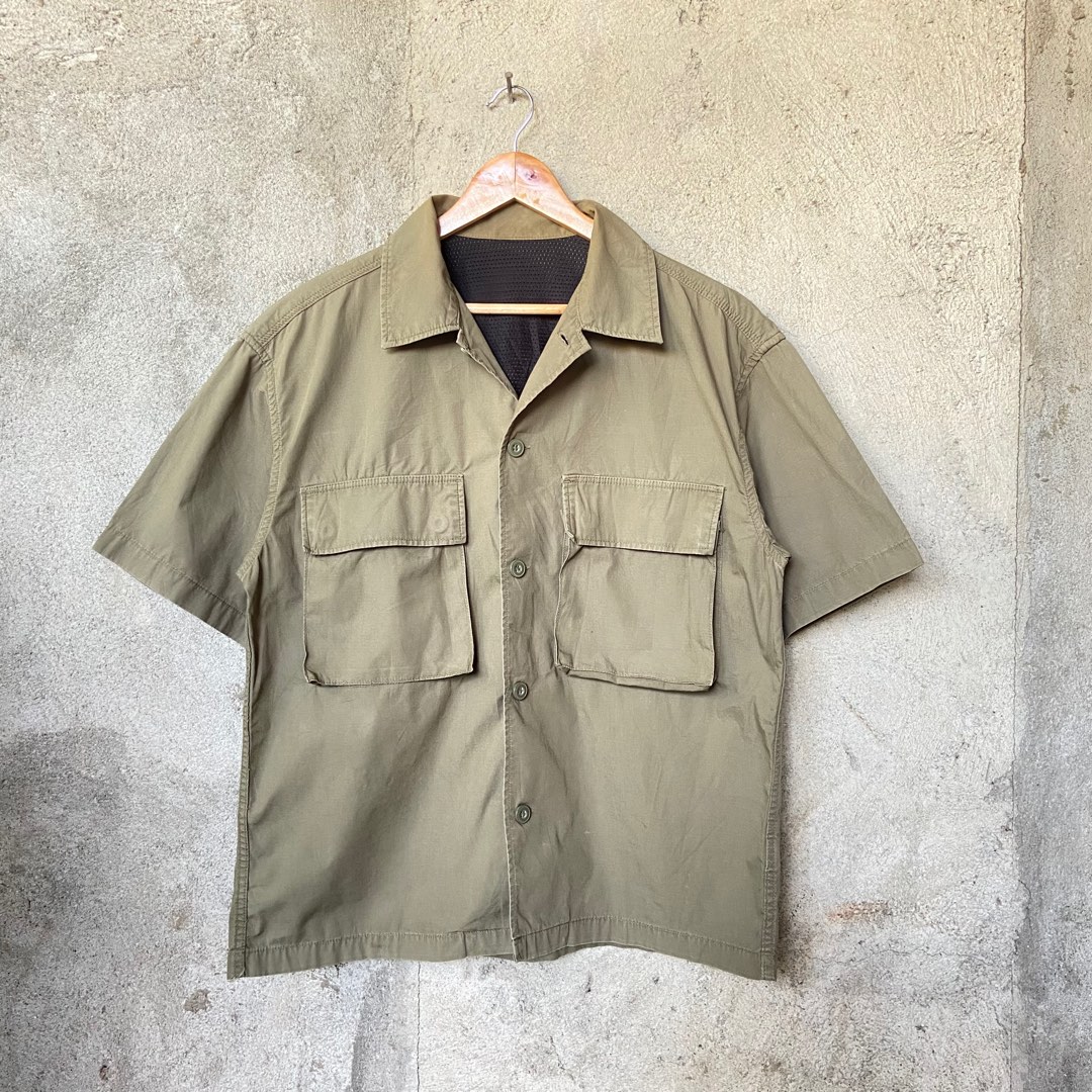 GU Utility Buttondown Polo, Men's Fashion, Activewear on Carousell