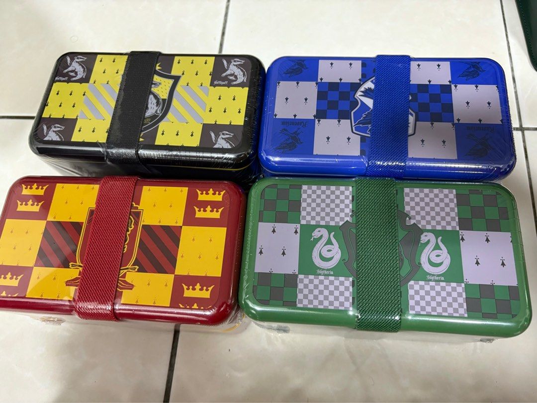 Hogwarts Harry Potter Bento Food Container Gryffindor Slytherin ...