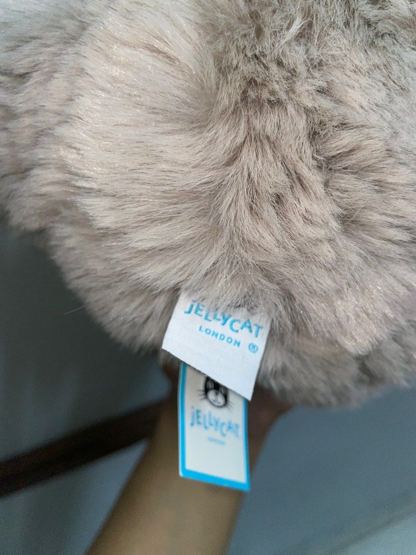 Jellycat Bo Bigfoot, Hobbies & Toys, Toys & Games on Carousell