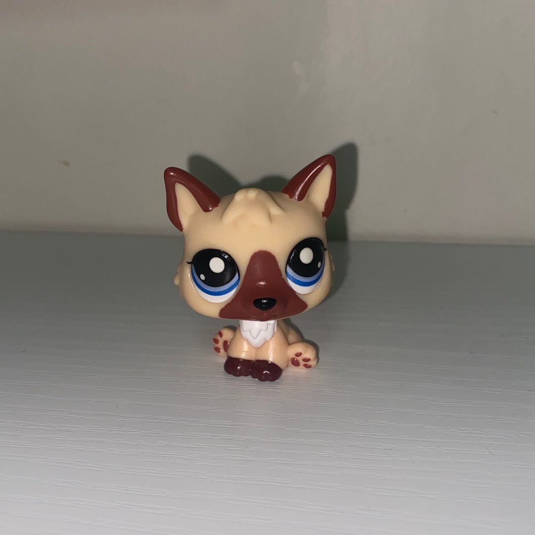 LPS G7 #30 Dog, Hobbies & Toys, Toys & Games on Carousell