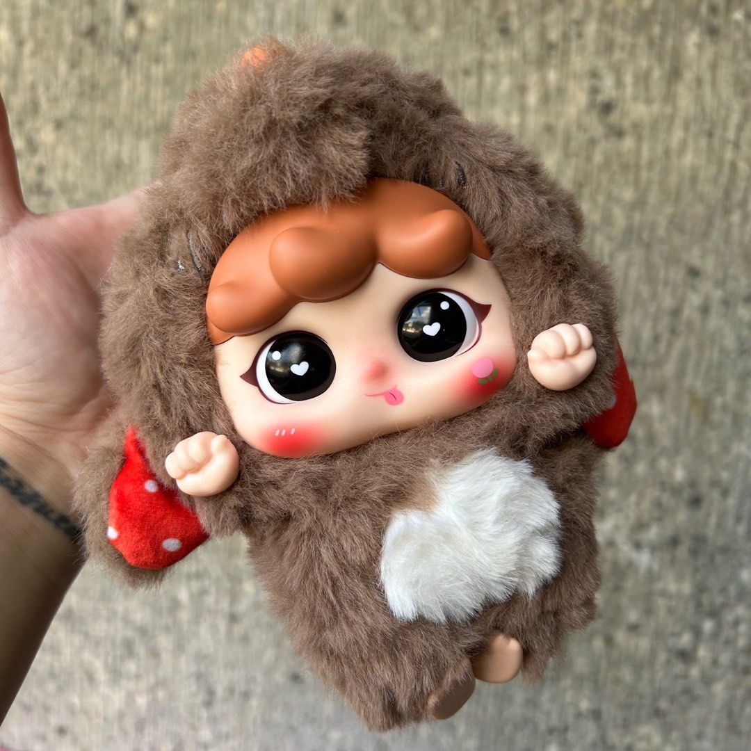 Migo v3 Sneaky Full Body - Moving Eyes Plush Pendant, Hobbies & Toys ...