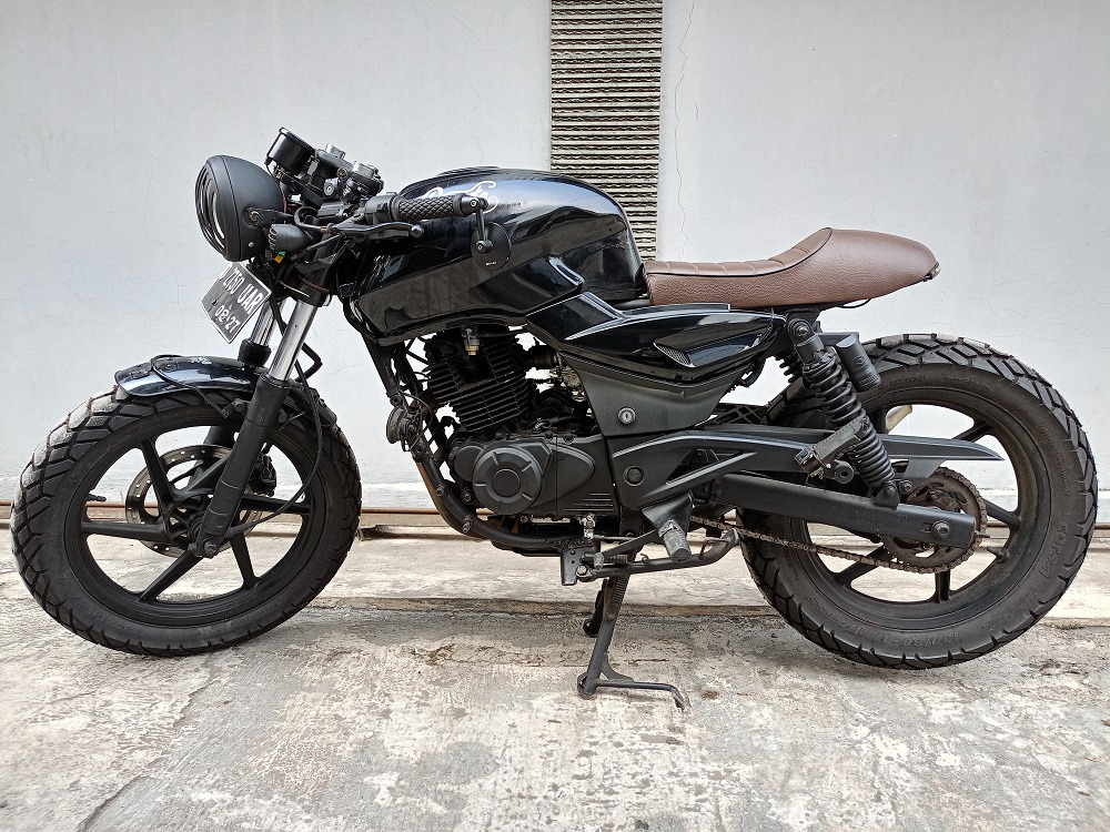 Motor Custom Bratcafe Caferacer Japstyle Bajaj Pulsar 180 DTSI UG4 2011 ...