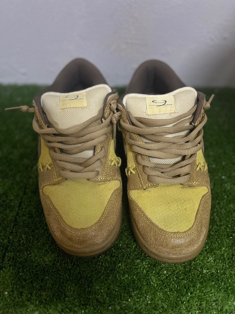 Nike sb dunk low shanghai 2 7uk, Men's Fashion, Footwear, Sneakers on ...