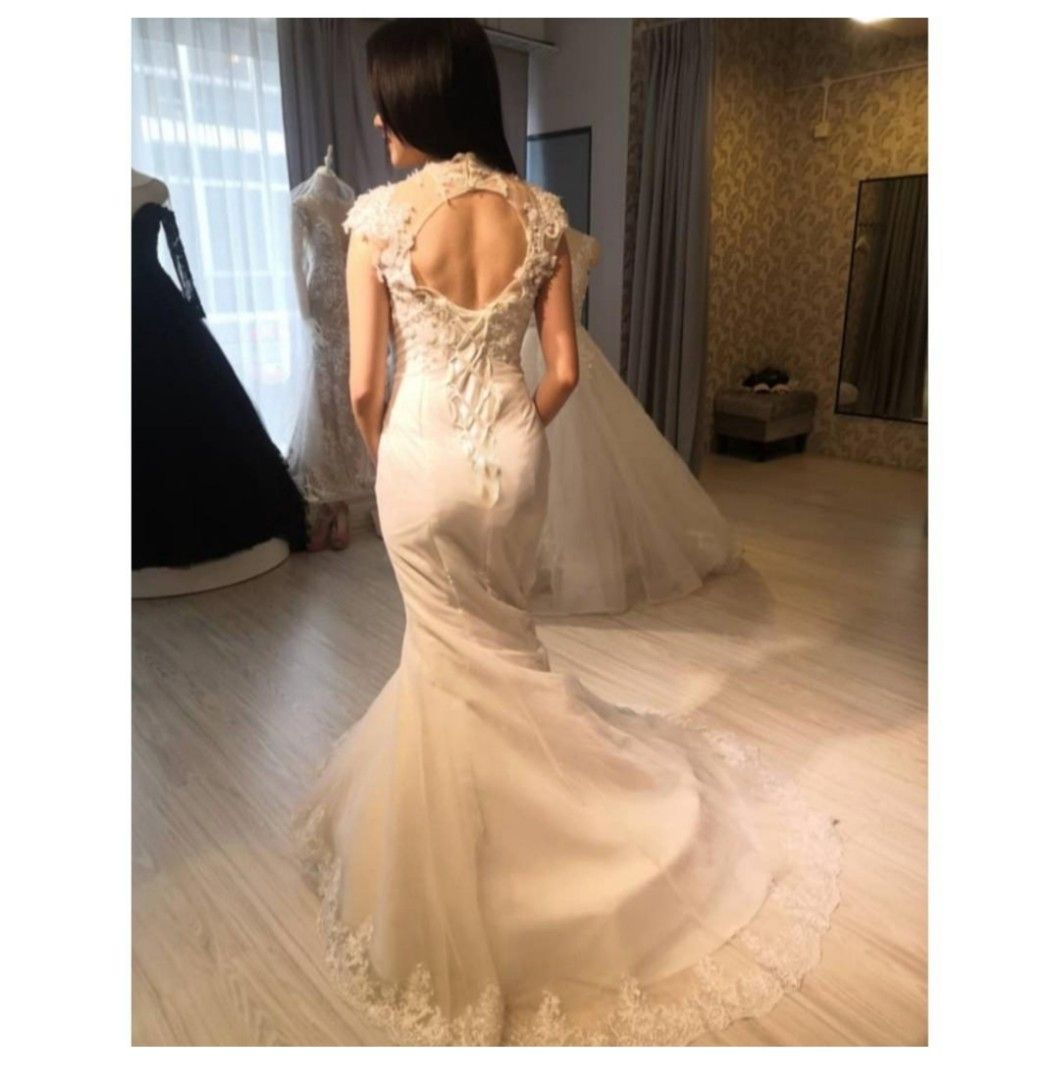 Premium mermaid fish tail wedding gown, Women's Fashion, Dresses & Sets ...