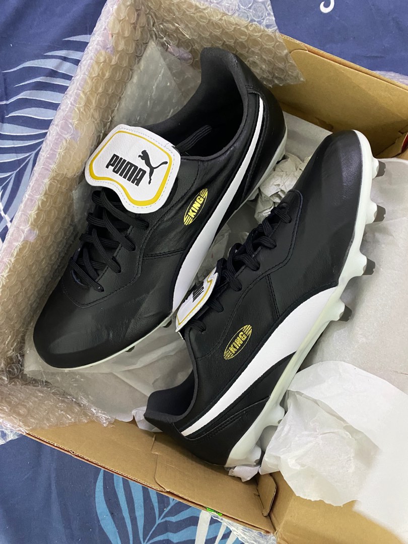 Puma King Top FG/AG, Men's Fashion, Footwear, Boots on Carousell
