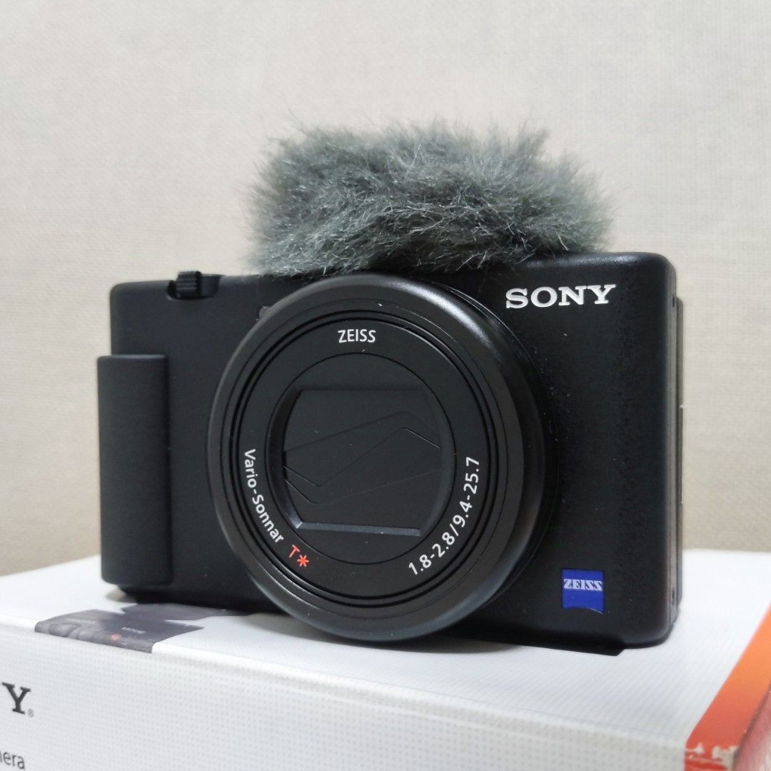 Sony ZV-1 Digital Camera (Black), Photography, Cameras on Carousell