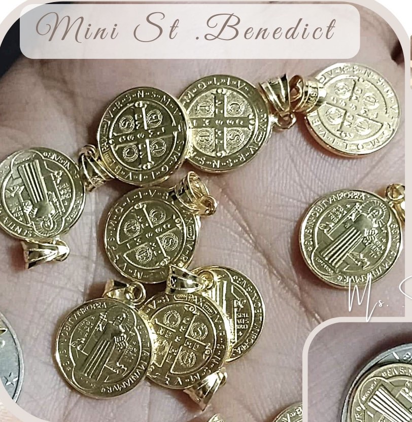 St. Benedict Pendant (Mini) - 18K Saudi Gold, Women's Fashion, Jewelry ...
