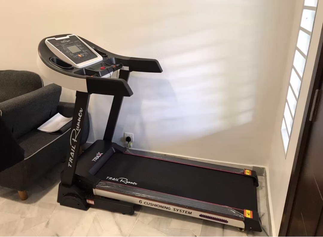 Treadmill Running Machine Fitness Concept: Trax TrailRunner, Sports ...