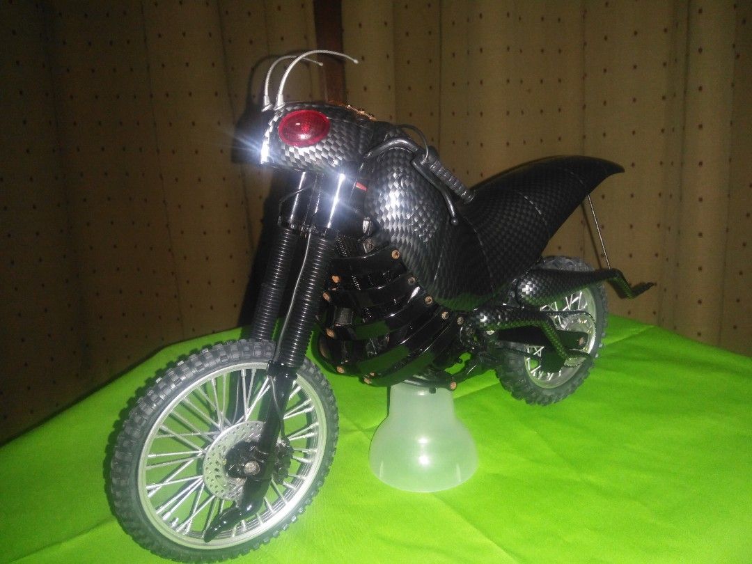 Battle Hopper limited edition (carbon), Hobbies & Toys, Toys & Games on ...