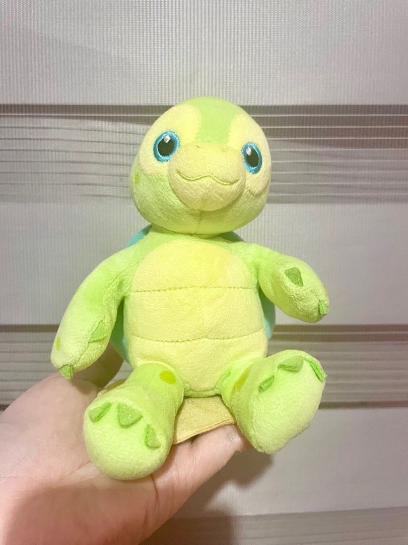 Duffy and Friends Olumel magnetic shoulder plush, Hobbies & Toys, Toys ...