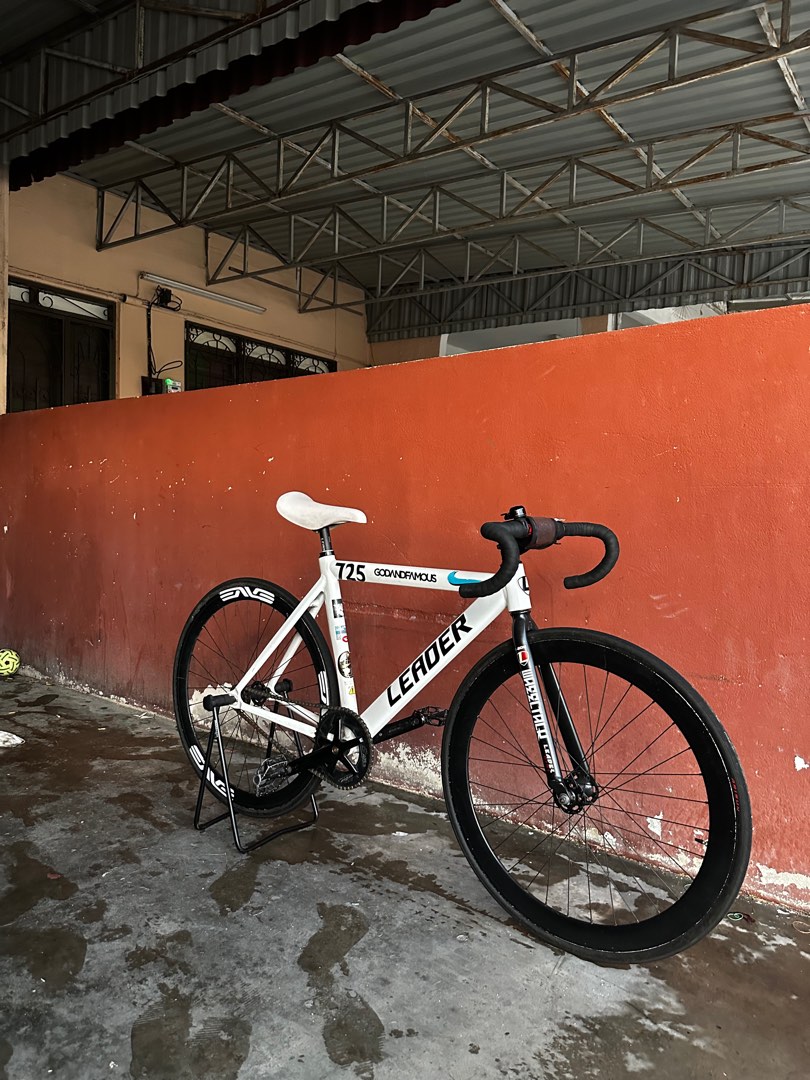 fixie leader 725, Sports Equipment, Bicycles & Parts, Bicycles on Carousell