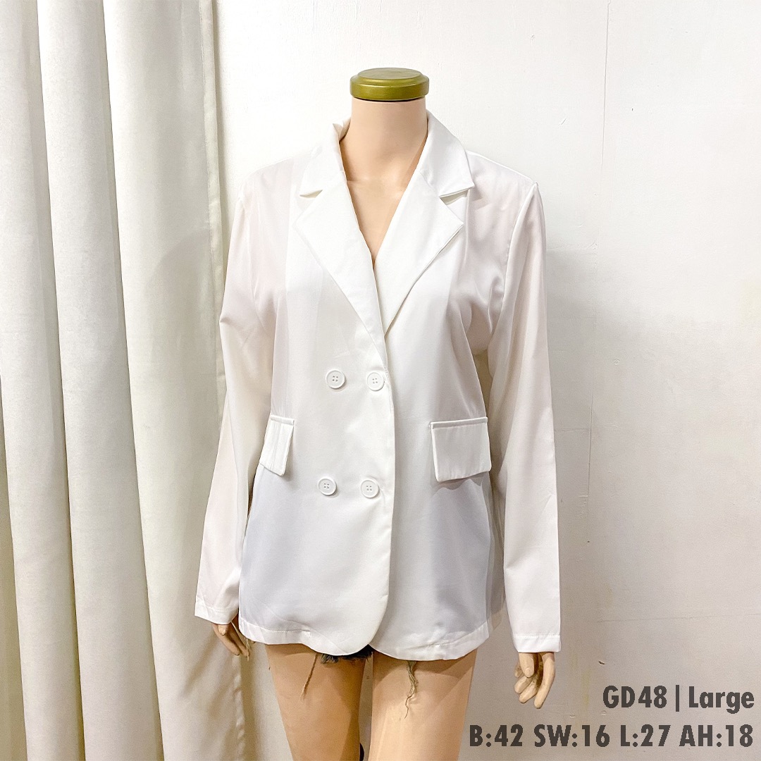 GD48 - Large - white silk blazer/coat, Women's Fashion, Coats, Jackets and Outerwear on Carousell
