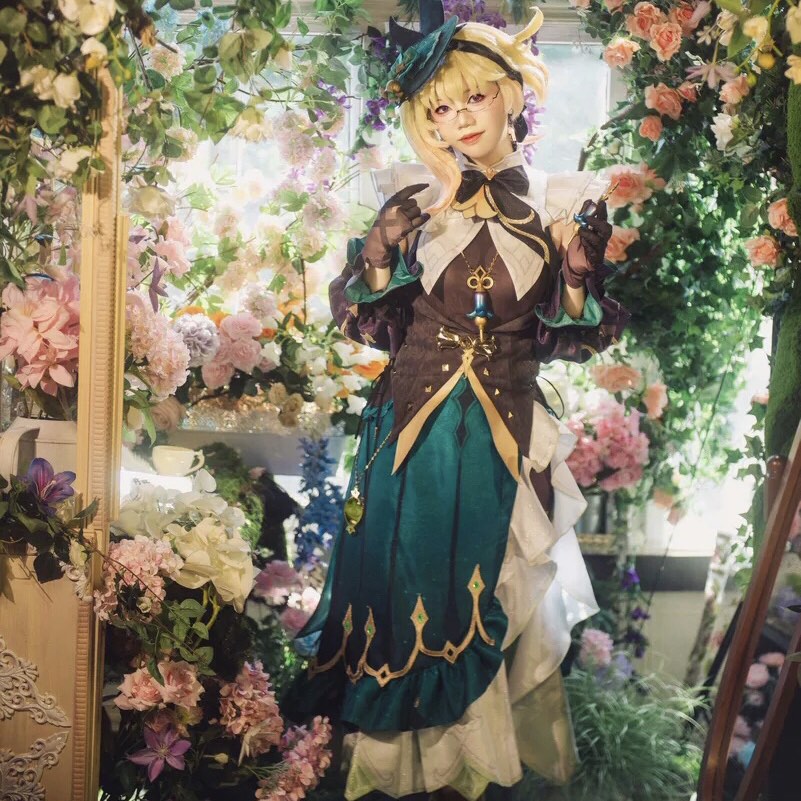 Genshin Impact Emilie Cosplay {MAEMI R}, Hobbies & Toys, Collectibles ...