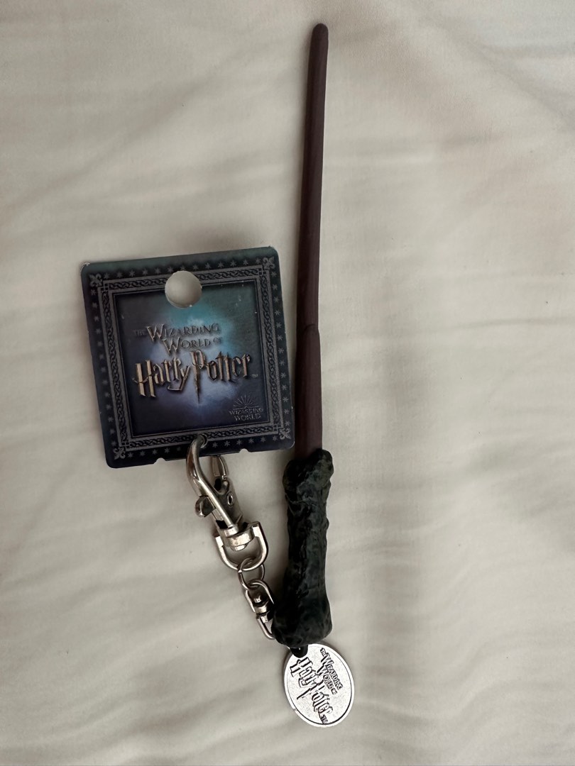 Harry potter key chain universal studios, Hobbies & Toys, Stationery ...