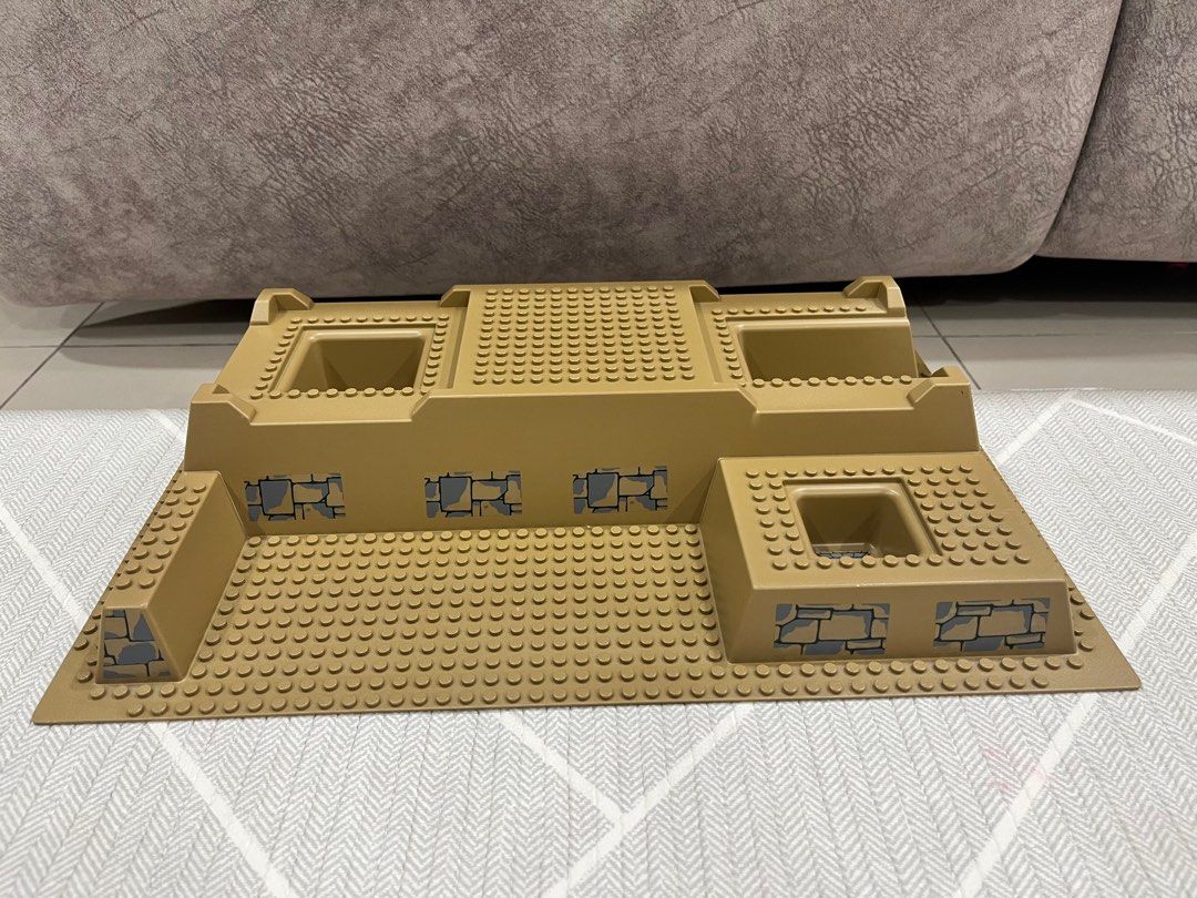 LEGO 51542 Dark Tan Raised Baseplate 32 x 48 x 6 with Level, Hobbies ...