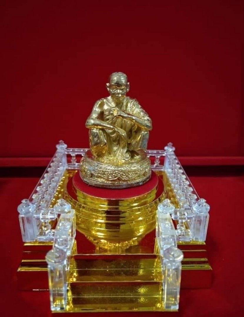 Lp Koon Bucha with stand (Suitable size for small altar and car ...