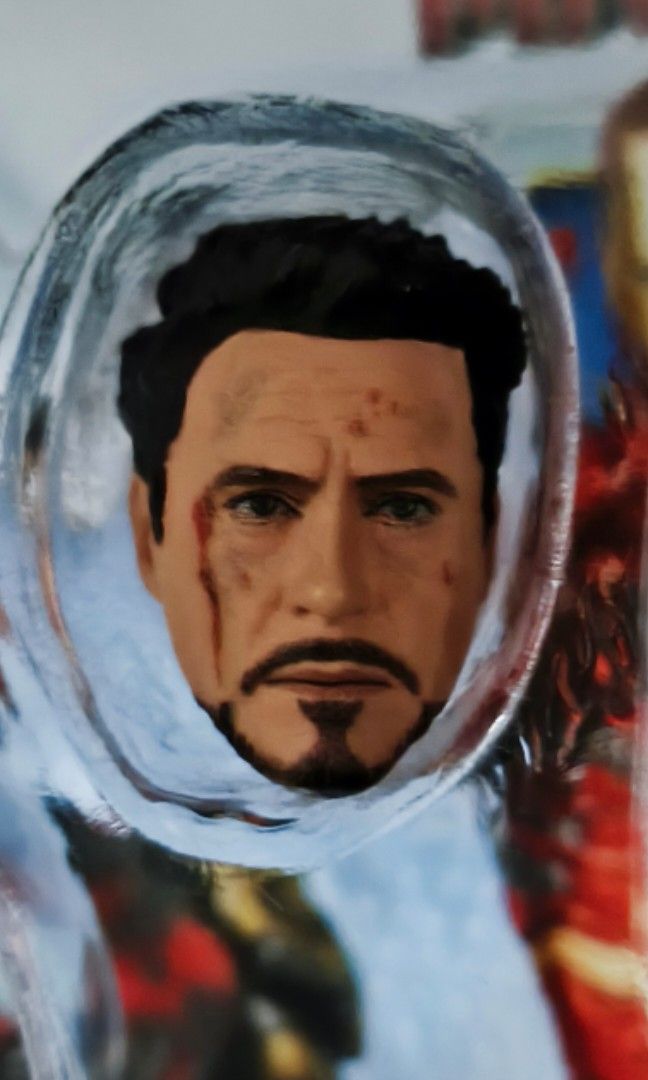Mafex (not SHF) Tony Stark RDJ Iron Man MK85 Mark 85 battle damaged headsculpt, Hobbies & Toys ...