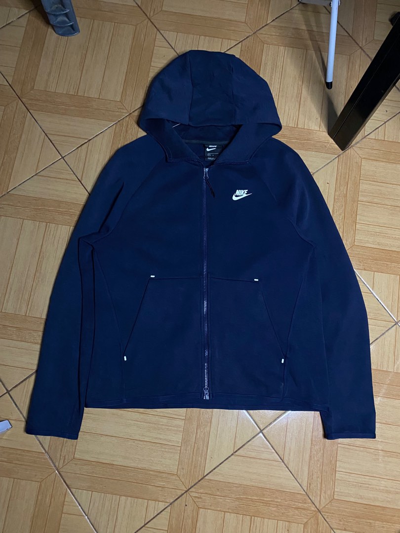 NIKE TECHFLEECE NAVY BLUE, Men's Fashion, Tops & Sets, Hoodies on Carousell