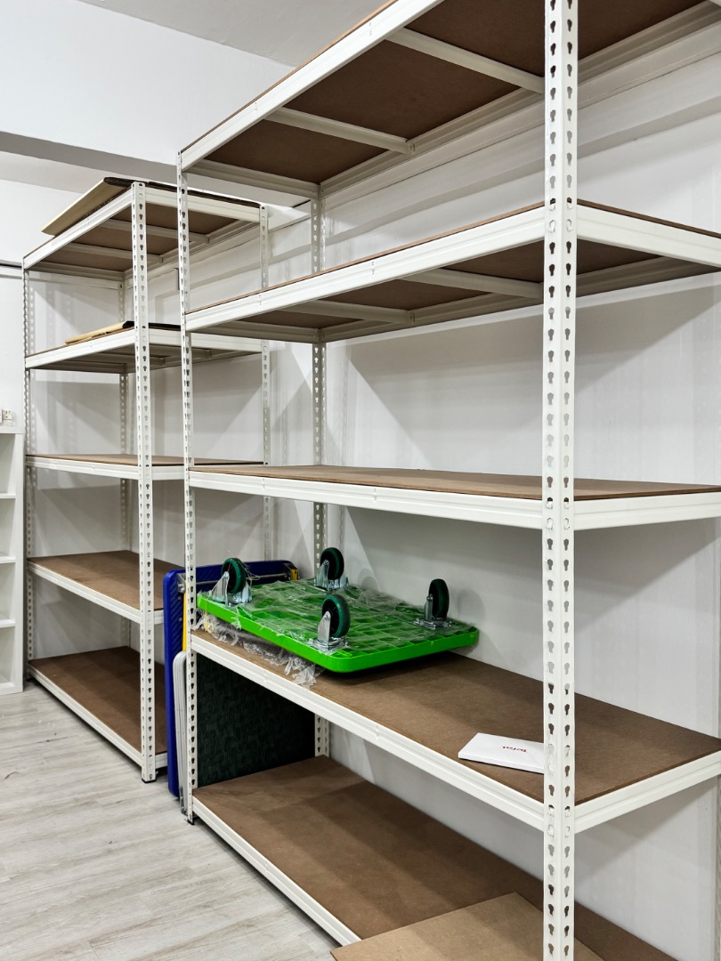 Rak Tinggi ( 4 tingkat ), Furniture & Home Living, Furniture, Shelves ...