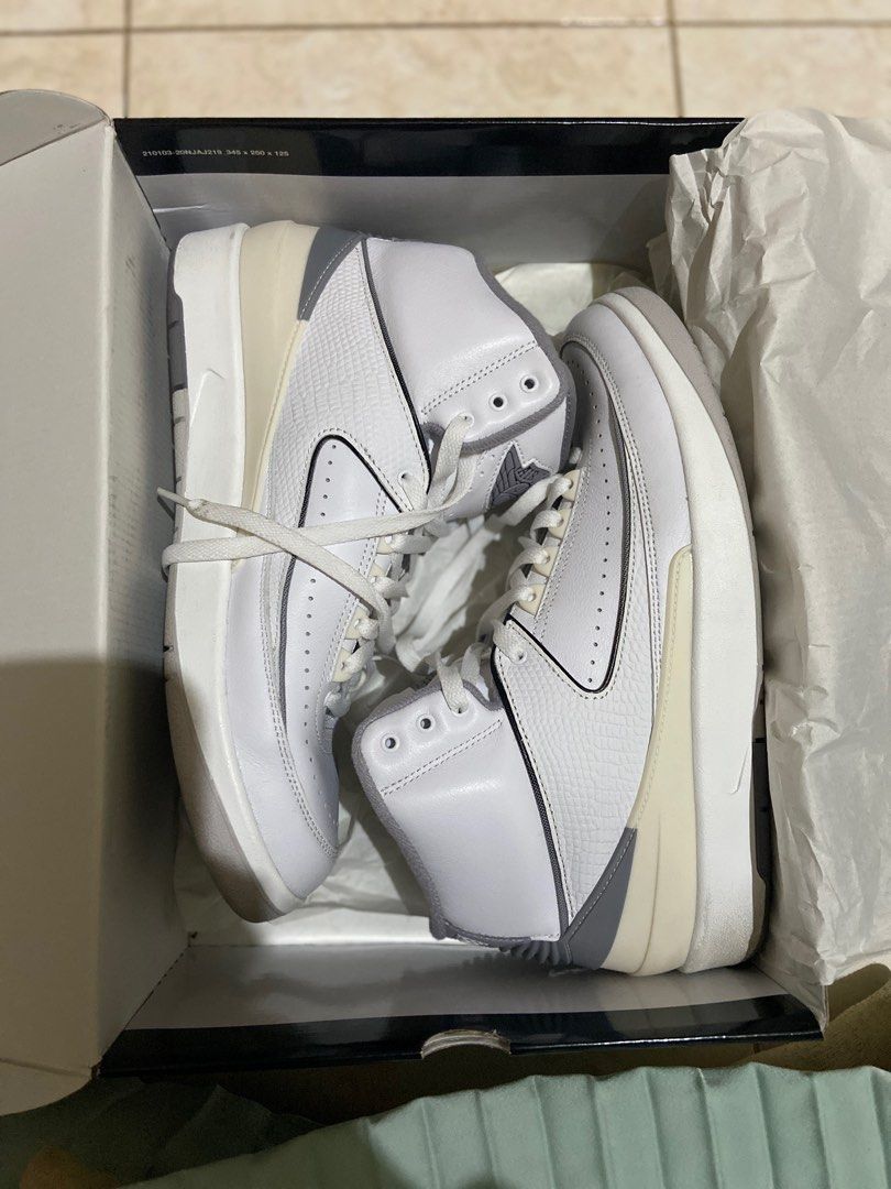 Sepatu Nike Air Jordan 2 Retro White / Cement Grey Original Preloved ...