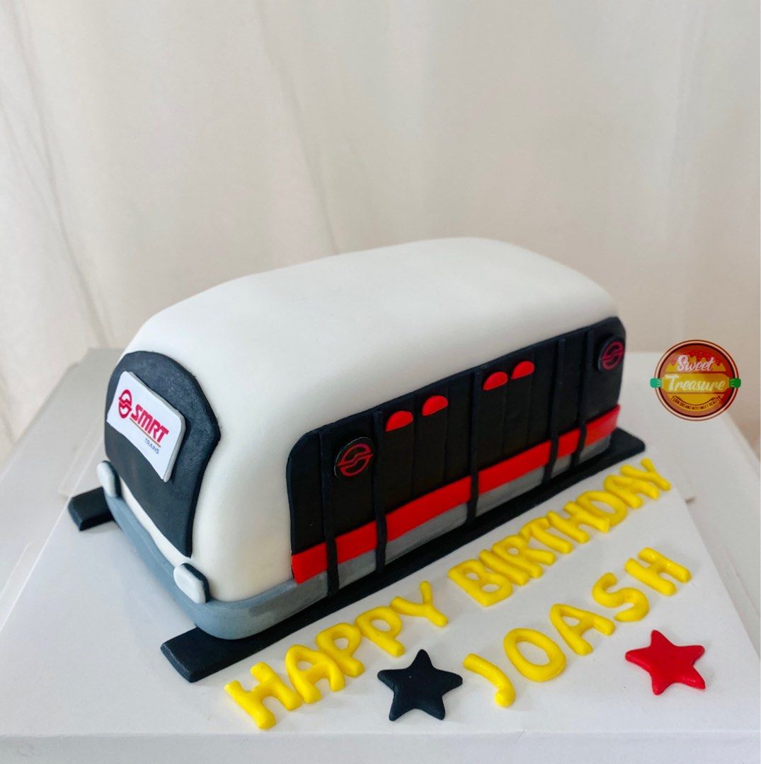 SMRT train cake (mrt cake), Food & Drinks, Homemade Bakes on Carousell