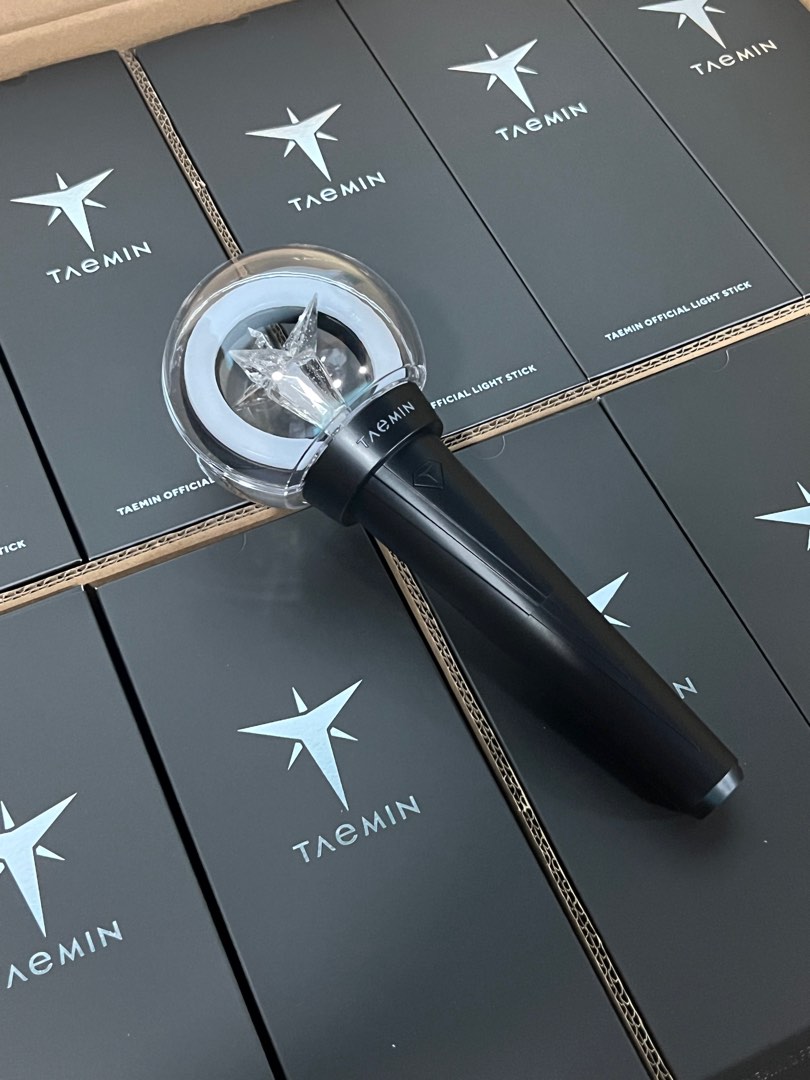 Taemin Official Lightstick, Hobbies & Toys, Collectibles & Memorabilia, Fan Merchandise on Carousell
