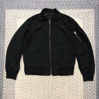 GU Uniqlo Bomber Jacket, Men's Fashion, Coats, Jackets and Outerwear on ...