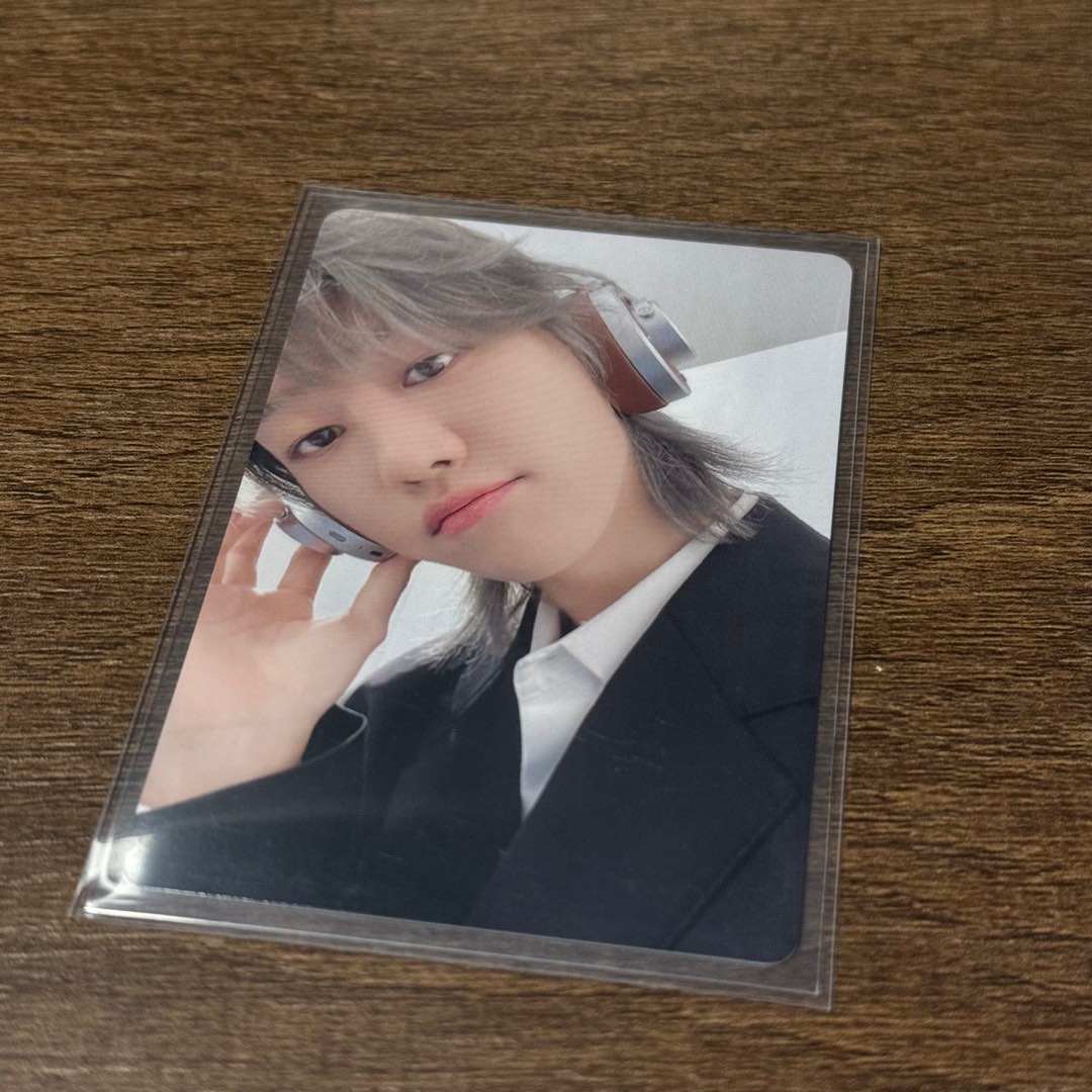 [ SEVENTEEN ] The8 17 is Right Here yzy 2 / yizhiyu 2.0, Hobbies & Toys ...