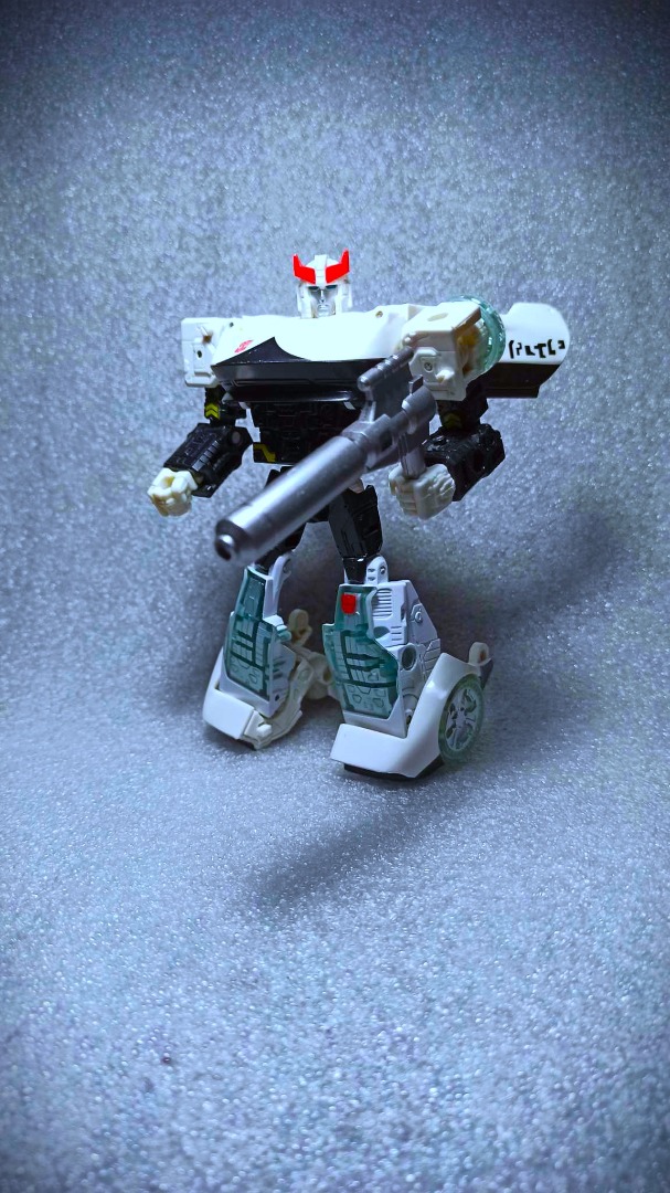 BIB SIEGE PROWL Hasbro Deluxe Class Autobot Transformers, Hobbies ...