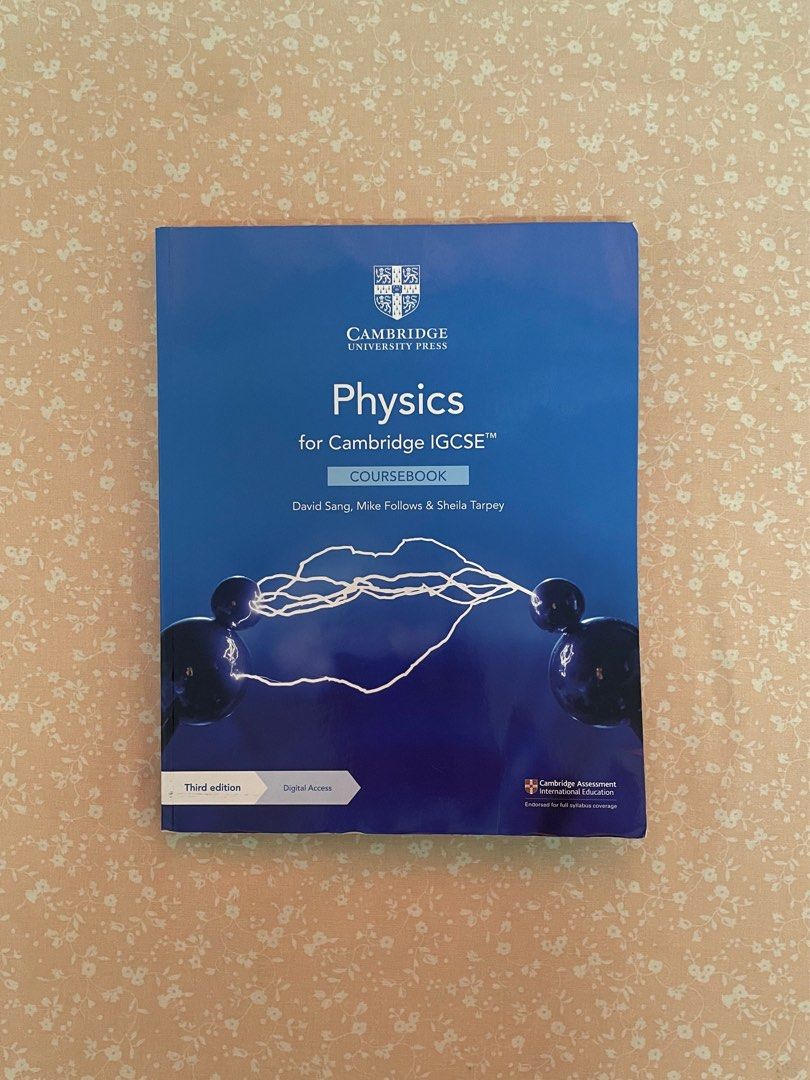 Cambridge IGCSE Physics Coursebook Third edition, Hobbies & Toys, Books ...