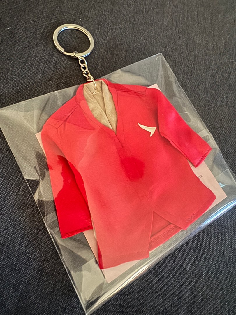 CATHAY PACIFIC FEMALE CABIN CREW MINI UNIFORM KEYCHAIN, Hobbies & Toys ...