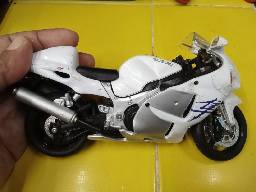 Maisto Model bike, Hobbies & Toys, Toys & Games on Carousell