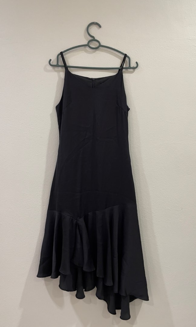 BLACK SATIN MIDI DRESS(MGP LABEL), Women's Fashion, Dresses & Sets ...