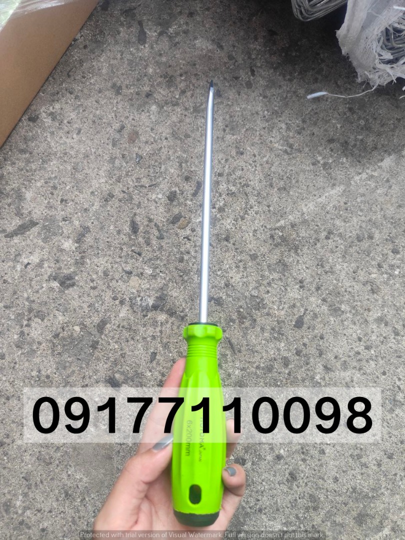 Negative screw driver, Commercial & Industrial, Construction Tools ...