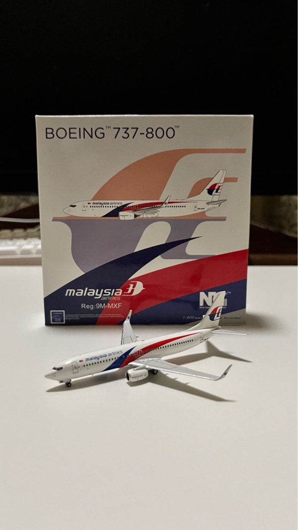 Ng Models 1:400 Malaysia Airlines 737-800 9M-MXF, Hobbies & Toys, Toys ...