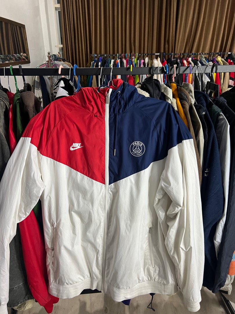 Nike X PSG windbreaker Jacket, Men's Fashion, Coats, Jackets and ...