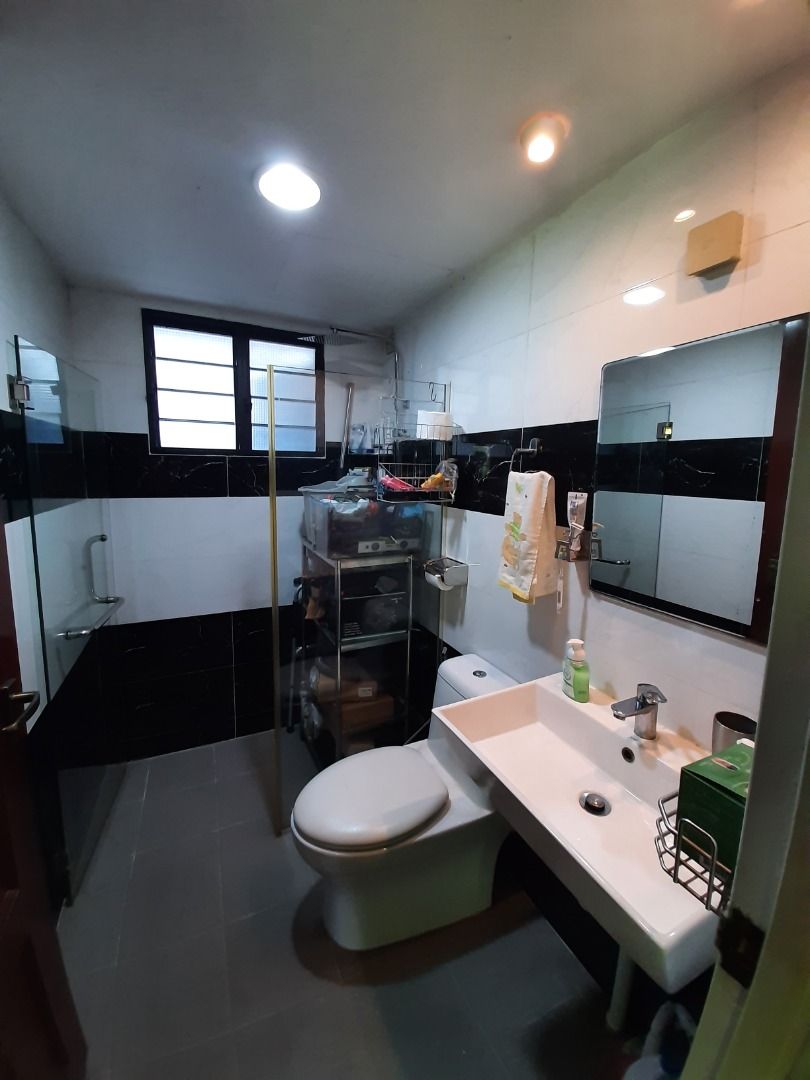 Rare HDB Corner Unit 2 mins to Toa Payoh MRT, Property, For Sale, HDB ...