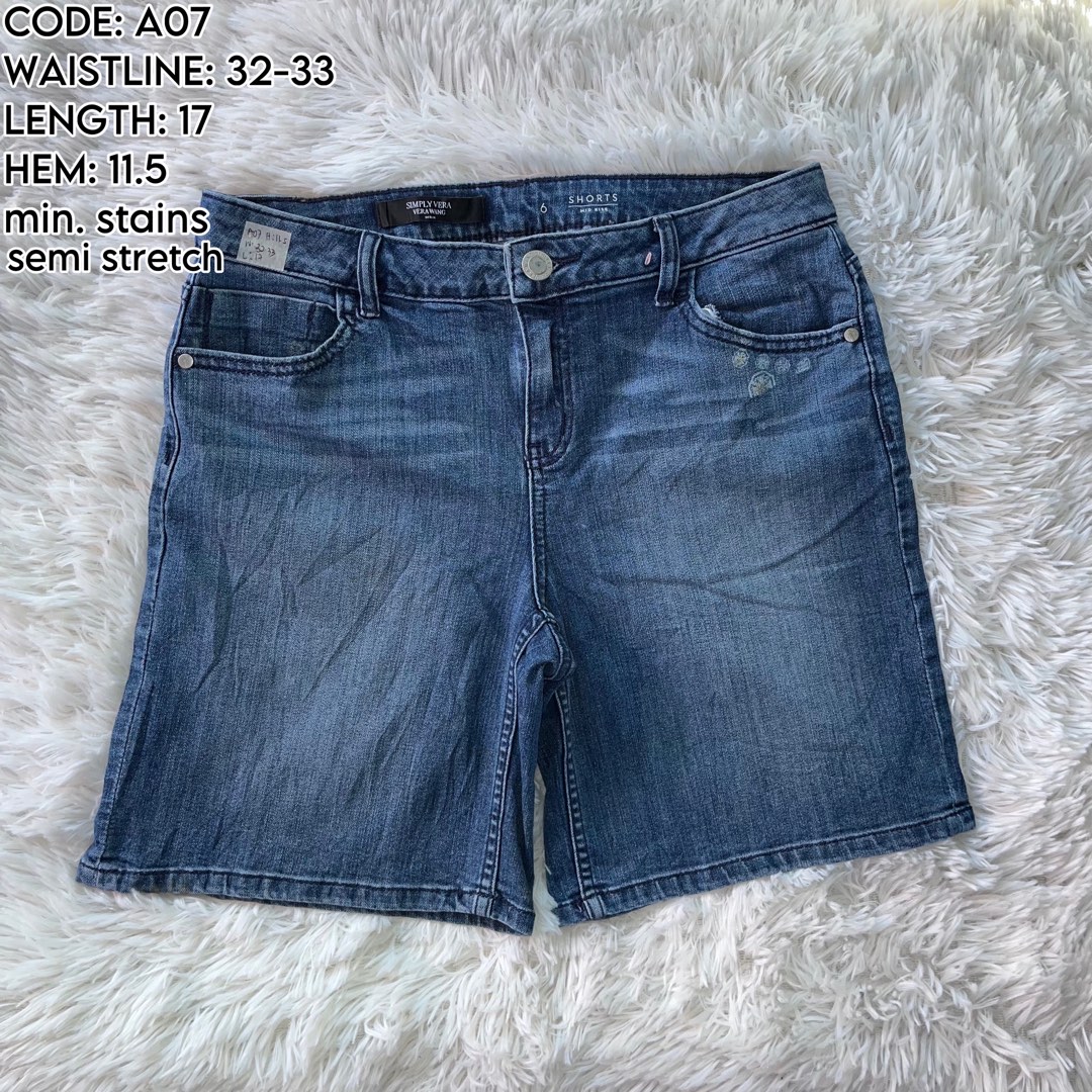 Simply Vera pedal short, Men's Fashion, Bottoms, Shorts on Carousell