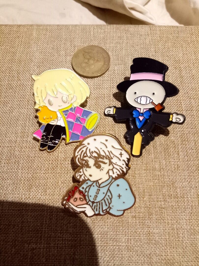 Studio Ghibli Howl's Moving Castle Enamel Pins, Luxury, Accessories on ...