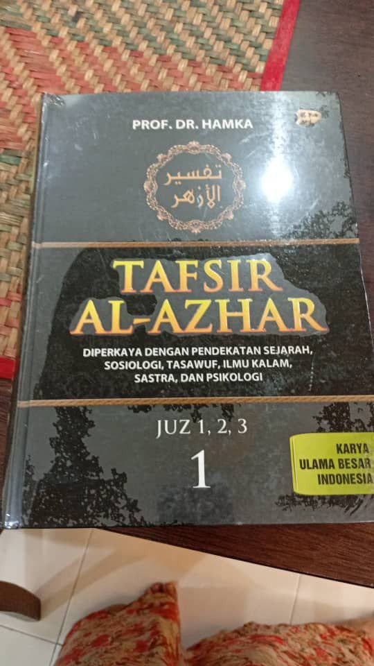 TAFSIR AL AZHAR LENGKAP (HARDCOPY), Hobbies & Toys, Books & Magazines ...