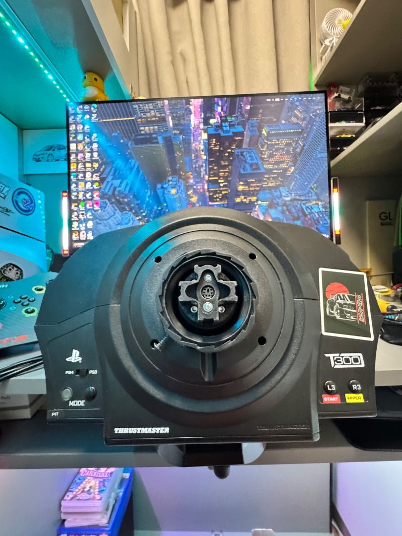 Thrustmaster t300rs gt edition with Ferrari wheel not Logitech moza ...