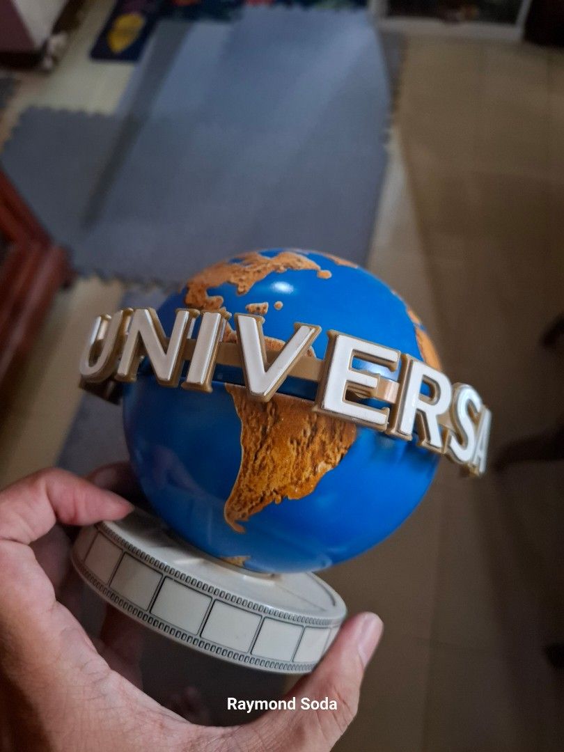 Universal Studios globe case display, Hobbies & Toys, Memorabilia ...