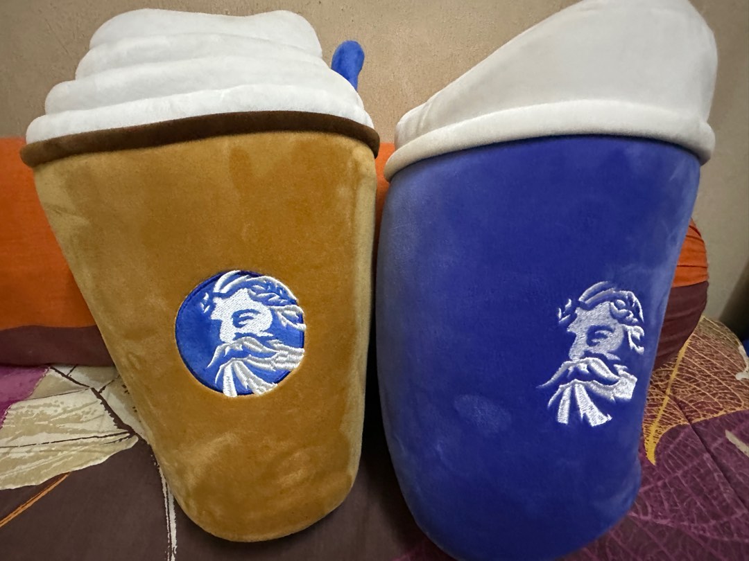 Frappe and hot cup Zus Plushie limited edition, Hobbies & Toys ...