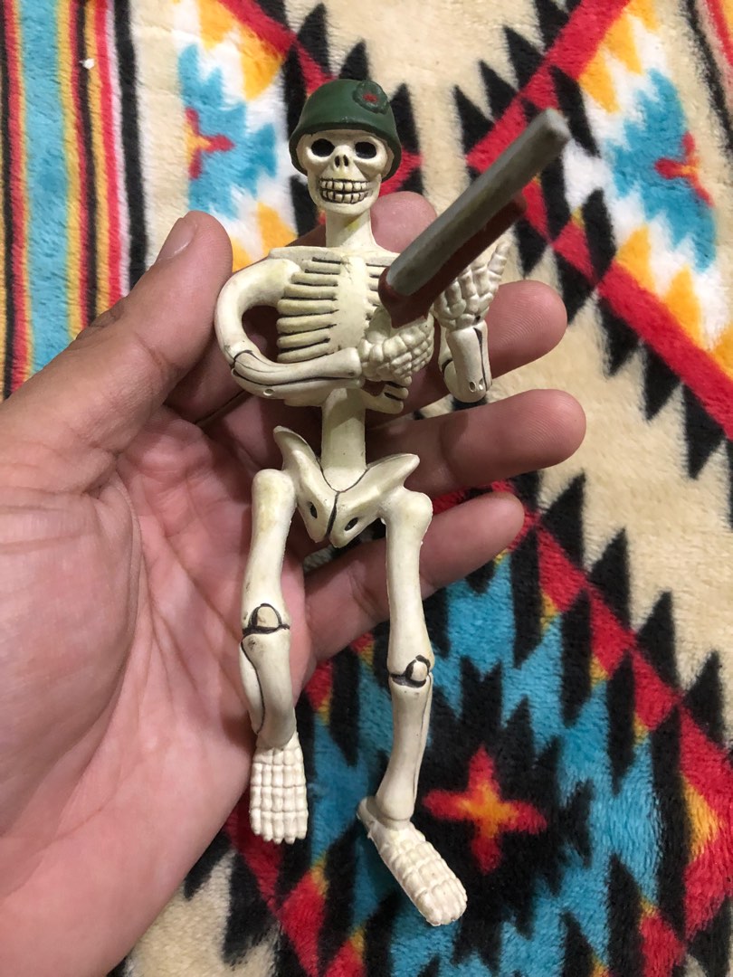 1994 tnt bendable skeleton soldier figure, Hobbies & Toys, Toys & Games ...