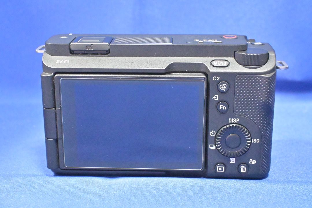 SOLD） Sony ZV-E1 輕巧全幅影片機 A7S3同級CMOS 超高感光 支援Slog3 內置三單元收音咪 自拍螢幕 vloger機 易上手 ZVE1, 攝影器材, 相機 ...