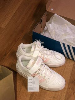 Adidas Forum Mod Low, Women's Fashion, Footwear, Sneakers on Carousell