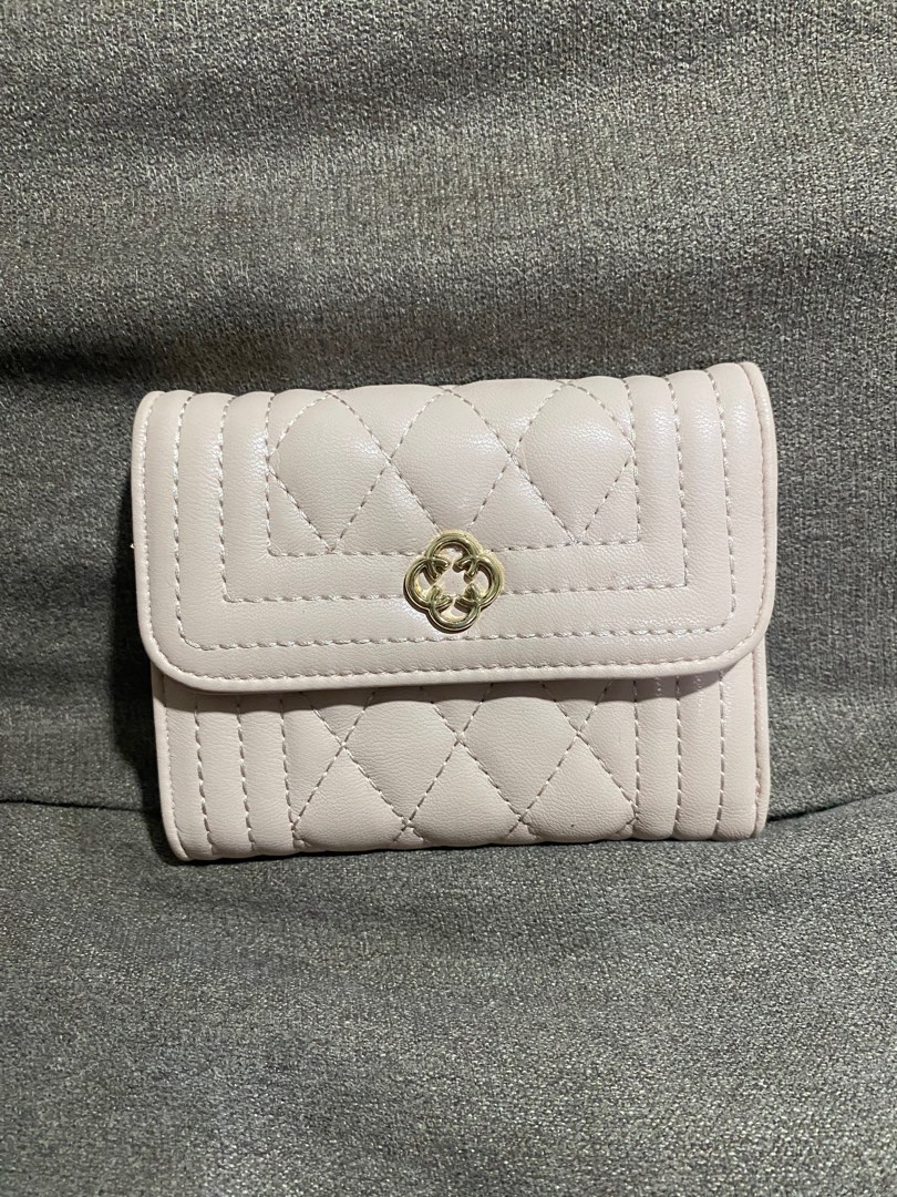 CLN Wallet (Baby Pink), Women's Fashion, Bags & Wallets, Wallets & Card ...